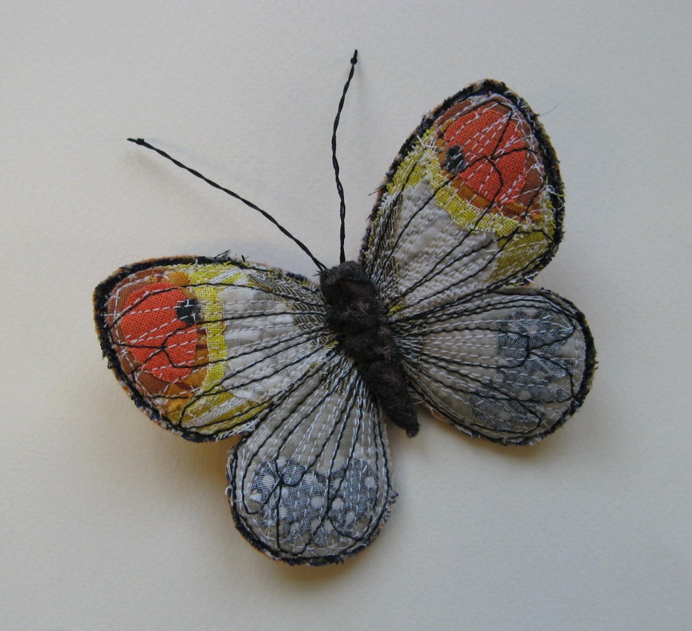 embroidered brooches | agnesandcora